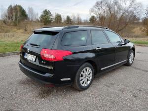 Melns Citroen C5 2009 Trakai, ar dzinēja tilpumu 1.60 L un nobraukumu 220 tūkst. km par 2200 €, foto 7 vietnē AUTOMOTO.COM.LV