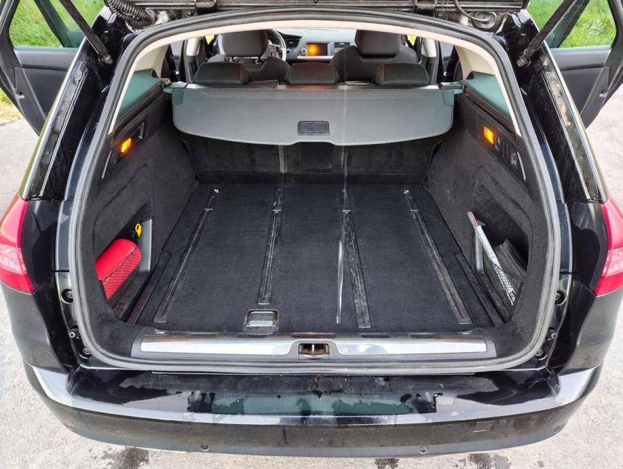 Melns Citroen C5 2009 Kauņa, ar dzinēja tilpumu 2.00 L un nobraukumu 349 tūkst. km par 1900 €, foto 12 vietnē AUTOMOTO.COM.LV