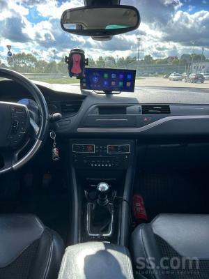 Melns Citroen C5 2009 Rēzekne, ar dzinēja tilpumu 2.00 L un nobraukumu 261 tūkst. km par 2450 €, foto 6 vietnē AUTOMOTO.COM.LV