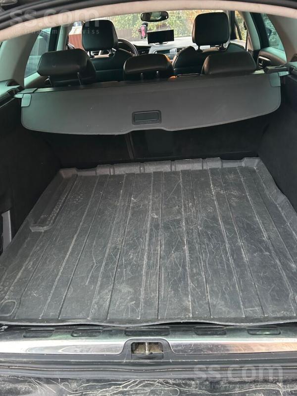 Melns Citroen C5 2009 Rēzekne, ar dzinēja tilpumu 2.00 L un nobraukumu 261 tūkst. km par 2450 €, foto 11 vietnē AUTOMOTO.COM.LV