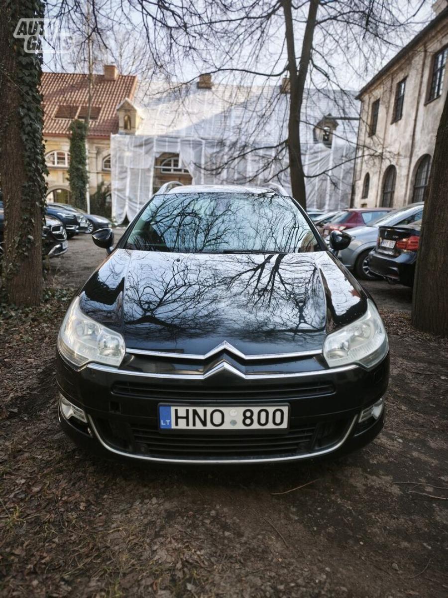Black Citroen C5 2010 in Vilnius, with an engine capacity of 2.00 L and mileage of 247 thousand km for 2500 €, photo 3 on AUTOMOTO.COM.LV