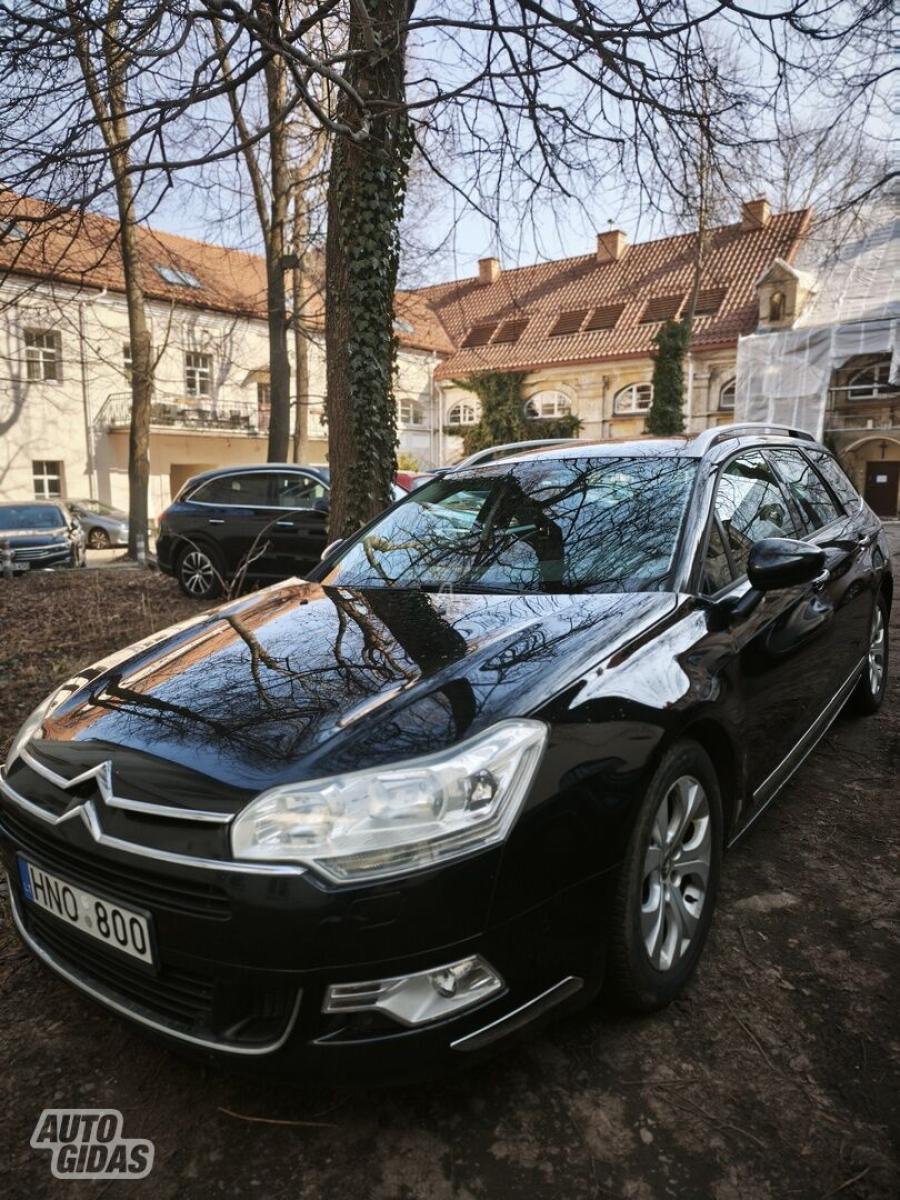 Black Citroen C5 2010 in Vilnius, with an engine capacity of 2.00 L and mileage of 247 thousand km for 2500 €, photo 4 on AUTOMOTO.COM.LV