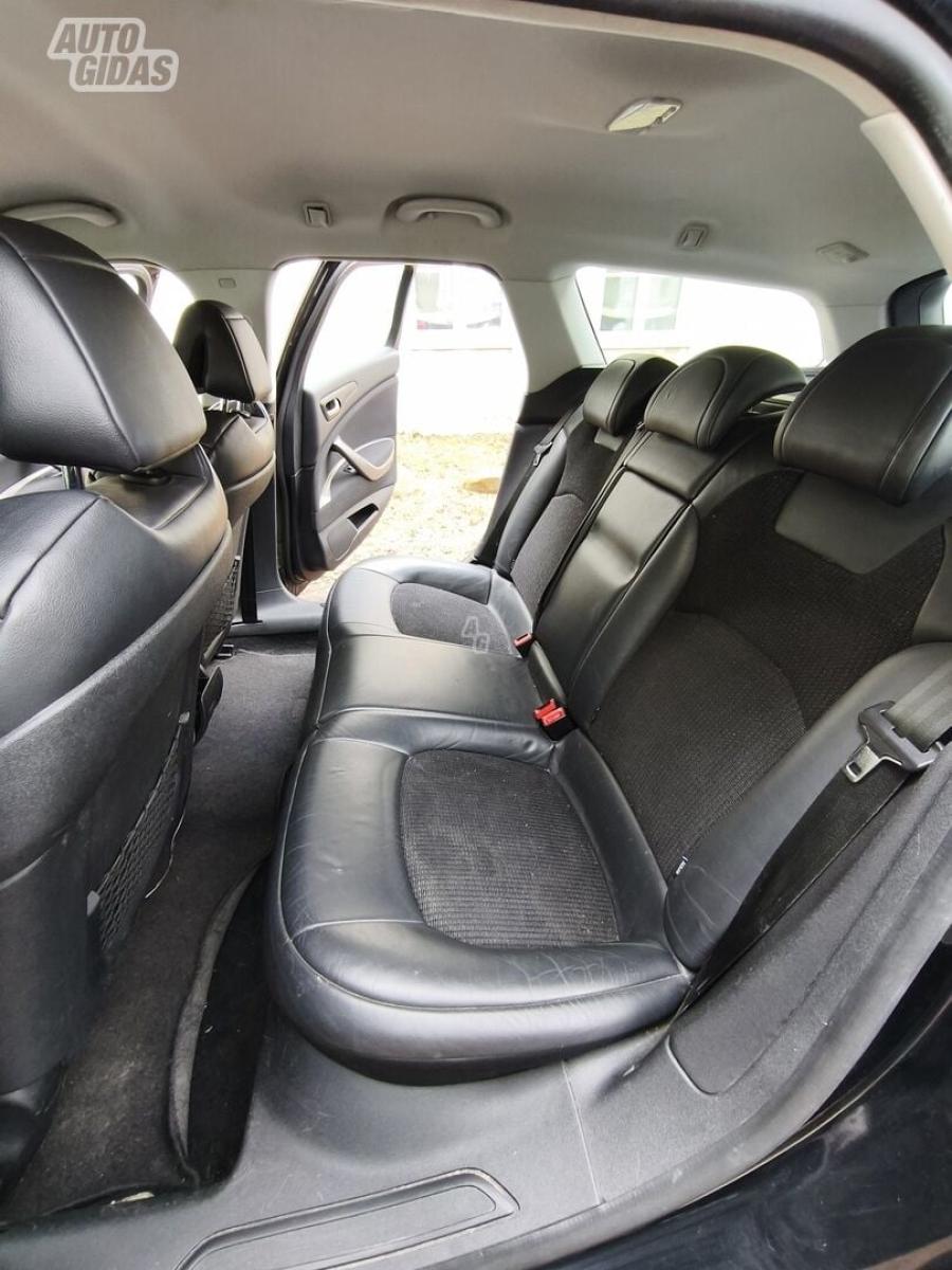 Black Citroen C5 2010 in Vilnius, with an engine capacity of 2.00 L and mileage of 247 thousand km for 2500 €, photo 18 on AUTOMOTO.COM.LV