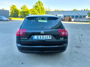Black Citroen C5 2010 in Kaunas, with an engine capacity of 2.00 L and mileage of 382 thousand km for 2000 €, photo 5 on AUTOMOTO.COM.LV