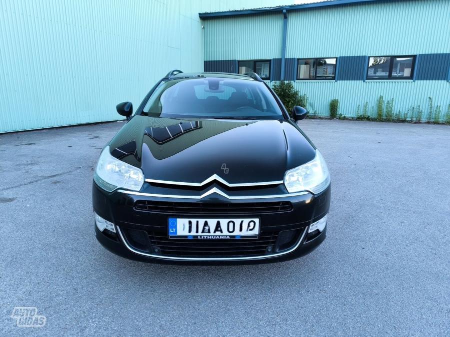 Black Citroen C5 2010 in Kaunas, with an engine capacity of 2.00 L and mileage of 382 thousand km for 2000 €, photo 8 on AUTOMOTO.COM.LV