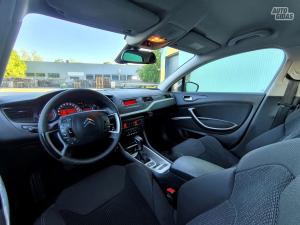 Black Citroen C5 2010 in Kaunas, with an engine capacity of 2.00 L and mileage of 382 thousand km for 2000 €, photo 12 on AUTOMOTO.COM.LV