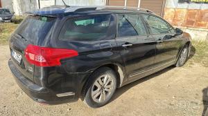 Melns Citroen C5 2010 Rēzekne, ar dzinēja tilpumu 1.60 L un nobraukumu 305 tūkst. km par 1200 €, foto 4 vietnē AUTOMOTO.COM.LV