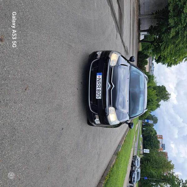 Black Citroen C5 2010 in Kaunas, with an engine capacity of 2.00 L and mileage of 281 thousand km for 2375 €, photo 2 on AUTOMOTO.COM.LV