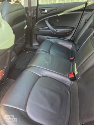 Melns Citroen C5 2010 Viļņa, ar dzinēja tilpumu 2.20 L un nobraukumu 241 tūkst. km par 3500 €, foto 9 vietnē AUTOMOTO.COM.LV