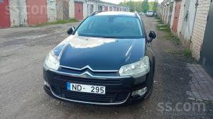 Черный Ситроен С5 2010 в Рига, объемом двигателя 1.60 л и пробегом 320 тыс. км за 2000 €, фото 12 на AUTOMOTO.COM.LV