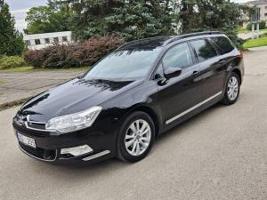 Melns Citroen C5 2010 Jēkabpils, ar dzinēja tilpumu 1.60 L un nobraukumu 327 tūkst. km par 2590 €, foto  vietnē AUTOMOTO.COM.LV