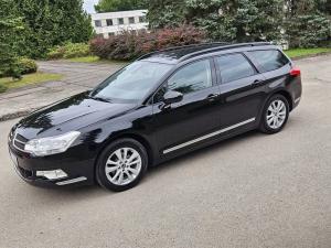 Black Citroen C5 2010 in Jekabpils, with an engine capacity of 1.60 L and mileage of 327 thousand km for 2590 €, photo 13 on AUTOMOTO.COM.LV