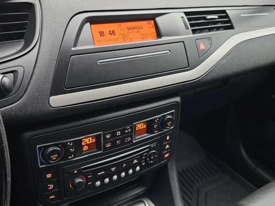 Black Citroen C5 2010 in Jekabpils, with an engine capacity of 1.60 L and mileage of 327 thousand km for 2590 €, photo 29 on AUTOMOTO.COM.LV