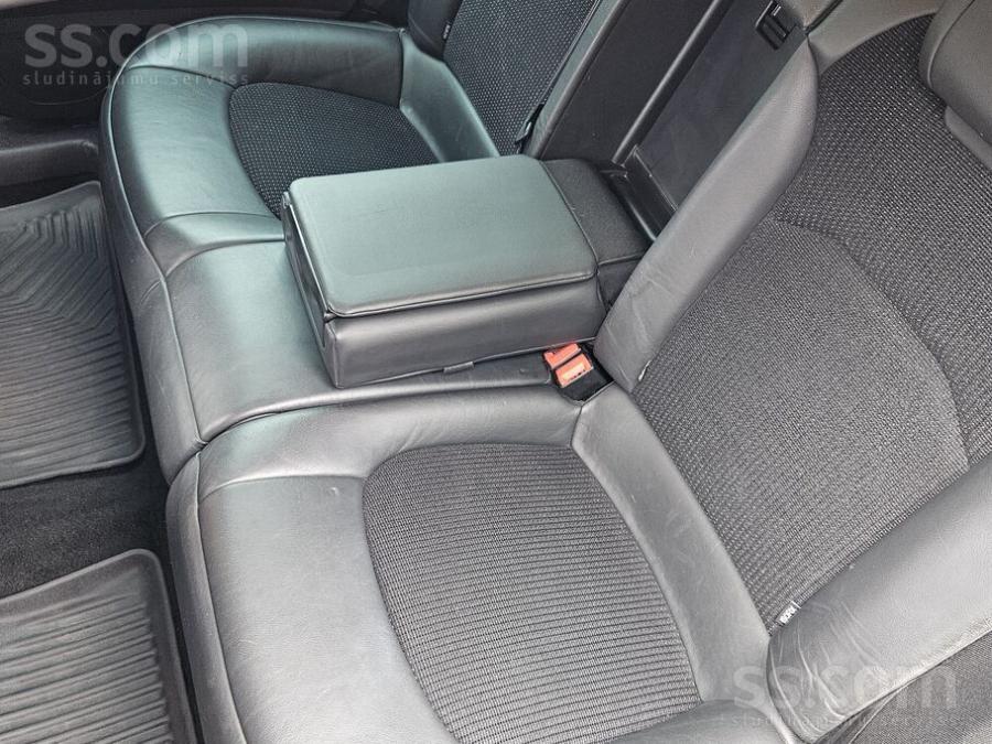 Melns Citroen C5 2010 Jēkabpils, ar dzinēja tilpumu 1.60 L un nobraukumu 327 tūkst. km par 2590 €, foto 19 vietnē AUTOMOTO.COM.LV