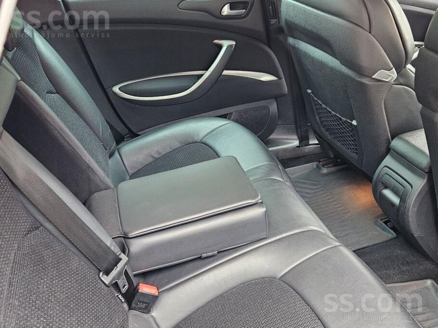 Melns Citroen C5 2010 Jēkabpils, ar dzinēja tilpumu 1.60 L un nobraukumu 327 tūkst. km par 2590 €, foto 22 vietnē AUTOMOTO.COM.LV