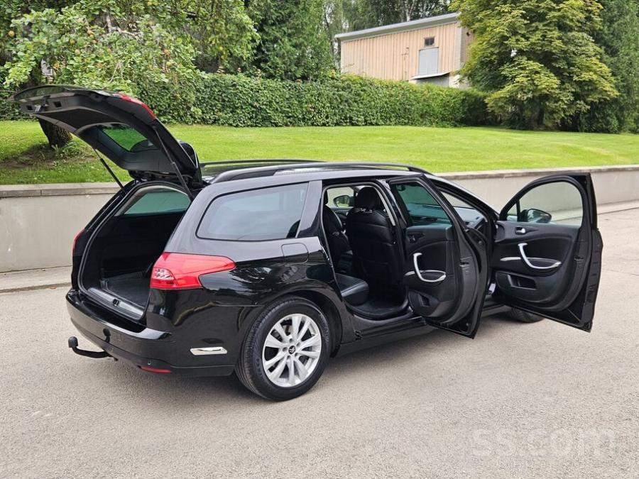 Melns Citroen C5 2010 Jēkabpils, ar dzinēja tilpumu 1.60 L un nobraukumu 327 tūkst. km par 2590 €, foto 25 vietnē AUTOMOTO.COM.LV