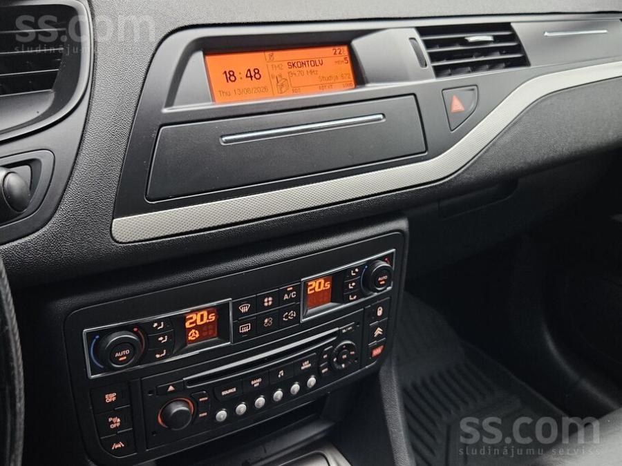 Melns Citroen C5 2010 Jēkabpils, ar dzinēja tilpumu 1.60 L un nobraukumu 327 tūkst. km par 2590 €, foto 29 vietnē AUTOMOTO.COM.LV