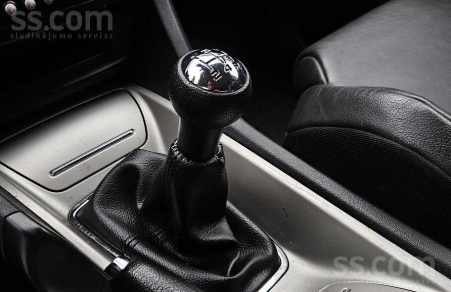 Melns Citroen C5 2010 Jēkabpils, ar dzinēja tilpumu 1.60 L un nobraukumu 327 tūkst. km par 2590 €, foto 30 vietnē AUTOMOTO.COM.LV