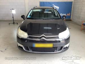 Black Citroen C5 2010 in Saku, with an engine capacity of 1.60 L and mileage of 279 thousand km for 2690 €, photo 3 on AUTOMOTO.COM.LV