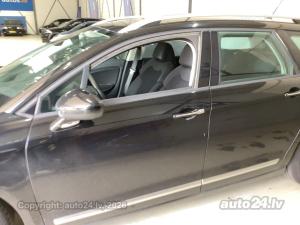 Black Citroen C5 2010 in Saku, with an engine capacity of 1.60 L and mileage of 279 thousand km for 2690 €, photo 6 on AUTOMOTO.COM.LV