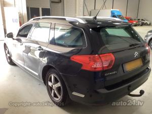 Black Citroen C5 2010 in Saku, with an engine capacity of 1.60 L and mileage of 279 thousand km for 2690 €, photo 8 on AUTOMOTO.COM.LV