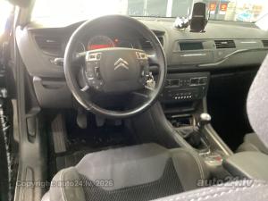 Black Citroen C5 2010 in Saku, with an engine capacity of 1.60 L and mileage of 279 thousand km for 2690 €, photo 18 on AUTOMOTO.COM.LV