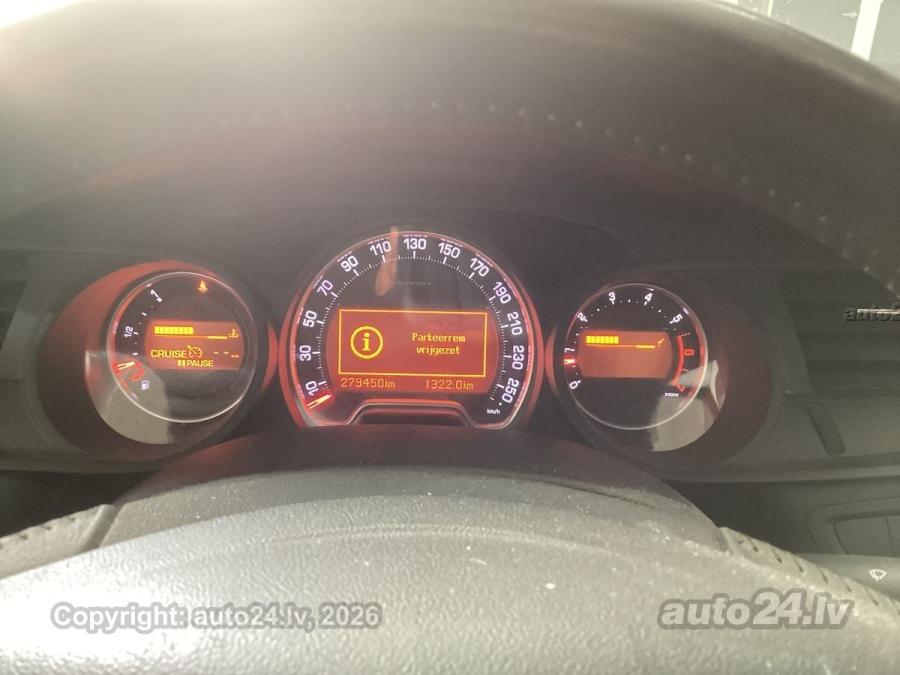 Black Citroen C5 2010 in Saku, with an engine capacity of 1.60 L and mileage of 279 thousand km for 2690 €, photo 19 on AUTOMOTO.COM.LV