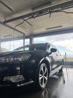 Melns Citroen C5 2010 Tallina, ar dzinēja tilpumu 3.00 L un nobraukumu 292 tūkst. km par 4500 €, foto  vietnē AUTOMOTO.COM.LV