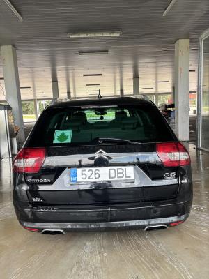 Black Citroen C5 2010 in Tallinn, with an engine capacity of 3.00 L and mileage of 292 thousand km for 4500 €, photo 17 on AUTOMOTO.COM.LV