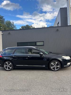 Black Citroen C5 2010 in Tallinn, with an engine capacity of 3.00 L and mileage of 293 thousand km for 4000 €, photo  on AUTOMOTO.COM.LV