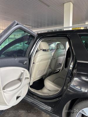 Melns Citroen C5 2010 Tallina, ar dzinēja tilpumu 3.00 L un nobraukumu 293 tūkst. km par 4000 €, foto 7 vietnē AUTOMOTO.COM.LV