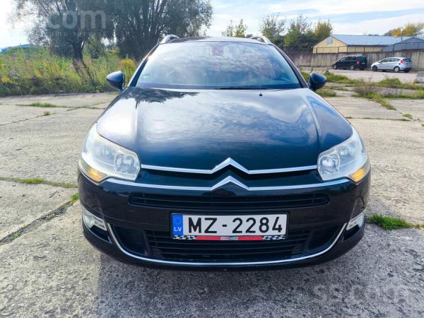 Melns Citroen C5 2010 Rīga, ar dzinēja tilpumu 2.00 L un nobraukumu 314 tūkst. km par 2100 €, foto 4 vietnē AUTOMOTO.COM.LV