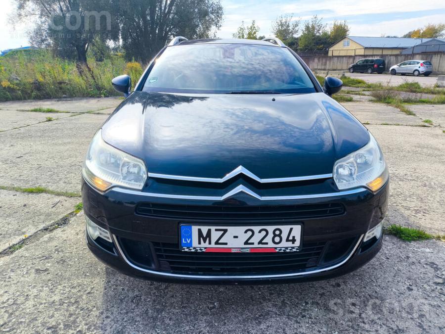 Melns Citroen C5 2010 Rīga, ar dzinēja tilpumu 2.00 L un nobraukumu 314 tūkst. km par 2100 €, foto 4 vietnē AUTOMOTO.COM.LV