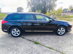 Melns Citroen C5 2010 Rīga, ar dzinēja tilpumu 2.00 L un nobraukumu 314 tūkst. km par 2100 €, foto 9 vietnē AUTOMOTO.COM.LV