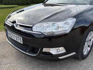 Melns Citroen C5 2010 Viļņa, ar dzinēja tilpumu 2.00 L un nobraukumu 362 tūkst. km par 2500 €, foto 3 vietnē AUTOMOTO.COM.LV