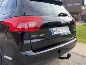 Melns Citroen C5 2010 Viļņa, ar dzinēja tilpumu 2.00 L un nobraukumu 362 tūkst. km par 2500 €, foto 7 vietnē AUTOMOTO.COM.LV