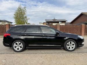 Melns Citroen C5 2010 Viļņa, ar dzinēja tilpumu 2.00 L un nobraukumu 362 tūkst. km par 2500 €, foto 12 vietnē AUTOMOTO.COM.LV