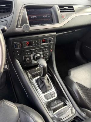 Melns Citroen C5 2010 Viļņa, ar dzinēja tilpumu 2.00 L un nobraukumu 362 tūkst. km par 2500 €, foto 17 vietnē AUTOMOTO.COM.LV