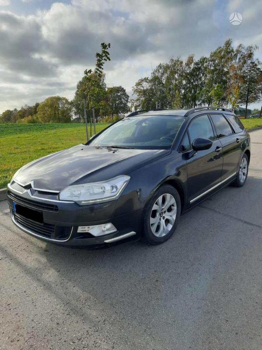 Melns Citroen C5 2011 Šauļi, ar dzinēja tilpumu 2.00 L un nobraukumu 370 tūkst. km par 1600 €, foto 2 vietnē AUTOMOTO.COM.LV