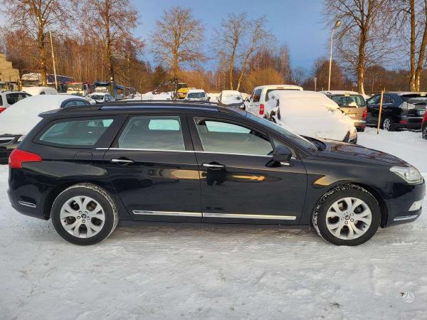 Black Citroen C5 2011 in Taurage, with an engine capacity of 2.00 L and mileage of 280 thousand km for 2750 €, photo 3 on AUTOMOTO.COM.LV