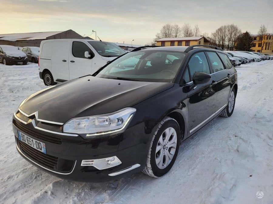 Melns Citroen C5 2011 Tauragė, ar dzinēja tilpumu 2.00 L un nobraukumu 280 tūkst. km par 2750 €, foto 8 vietnē AUTOMOTO.COM.LV