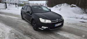 Melns Citroen C5 2011 Šilutė, ar dzinēja tilpumu 2.20 L un nobraukumu 333 tūkst. km par 2700 €, foto 2 vietnē AUTOMOTO.COM.LV