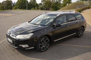 Black Citroen C5 2011 in Anyksciai, with an engine capacity of 3.00 L and mileage of 308 thousand km for 4150 €, photo 11 on AUTOMOTO.COM.LV