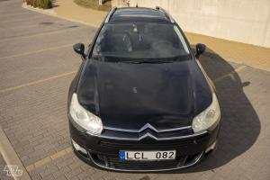 Black Citroen C5 2011 in Anyksciai, with an engine capacity of 3.00 L and mileage of 308 thousand km for 4150 €, photo 16 on AUTOMOTO.COM.LV