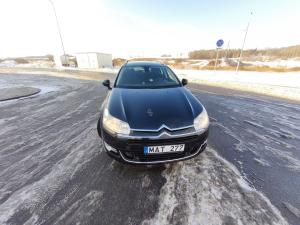 Black Citroen C5 2011 in Kupiskis, with an engine capacity of 2.00 L and mileage of 288 thousand km for 2500 €, photo 2 on AUTOMOTO.COM.LV