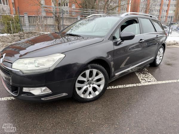 Black Citroen C5 2011 in Klaipeda, with an engine capacity of 2.00 L and mileage of 279 thousand km for 3400 €, photo 2 on AUTOMOTO.COM.LV