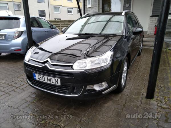 Melns Citroen C5 2011 Tallina, ar dzinēja tilpumu 1.60 L un nobraukumu 246 tūkst. km par 2490 €, foto 2 vietnē AUTOMOTO.COM.LV