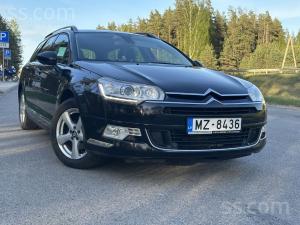Melns Citroen C5 2011 Jēkabpils, ar dzinēja tilpumu 2.00 L un nobraukumu 425 tūkst. km par 2800 €, foto  vietnē AUTOMOTO.COM.LV