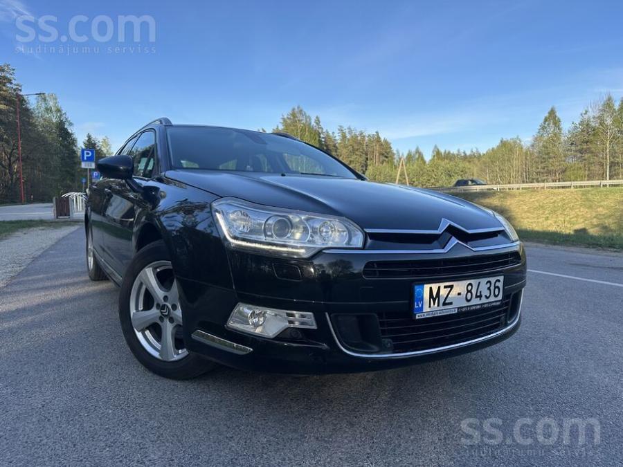 Melns Citroen C5 2011 Jēkabpils, ar dzinēja tilpumu 2.00 L un nobraukumu 425 tūkst. km par 2800 €, foto 3 vietnē AUTOMOTO.COM.LV