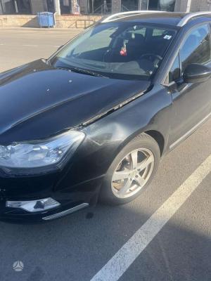 Black Citroen C5 2011 in Panevezys, with an engine capacity of 2.00 L and mileage of 341 thousand km for 1500 €, photo 5 on AUTOMOTO.COM.LV